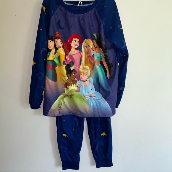 Disney | Pajamas | Disney Blue Pajama Set With Vibrant Character Design ...